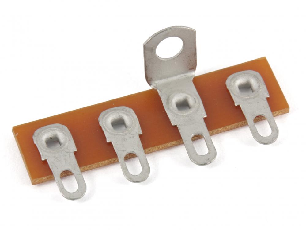 Buy Terminal strip 4-p 7.62mm at the right price @ electrokit