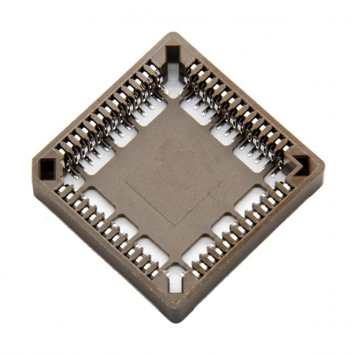 Buy PLCC-socket SO mounted 52-p at the right price @ electrokit