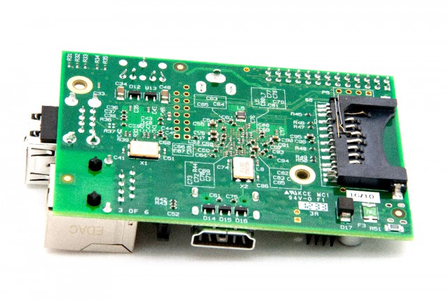 Buy Raspberry Pi 512MB Mod B at the right price @ electrokit